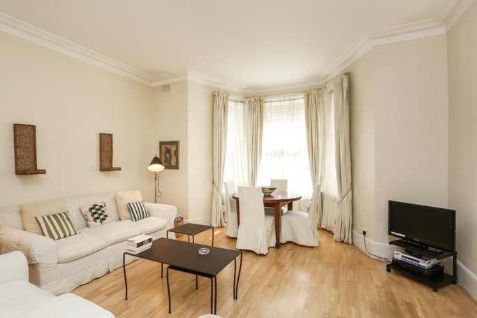 Redcliffe Square Chelsea SW10 Property for Sale Chelsea | Lettings ...