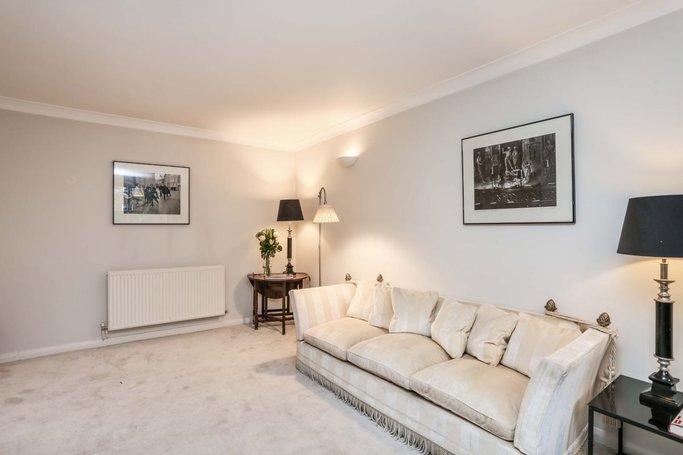 Cheyne Walk Chelsea SW3 Property for Sale Chelsea | Lettings Agents ...